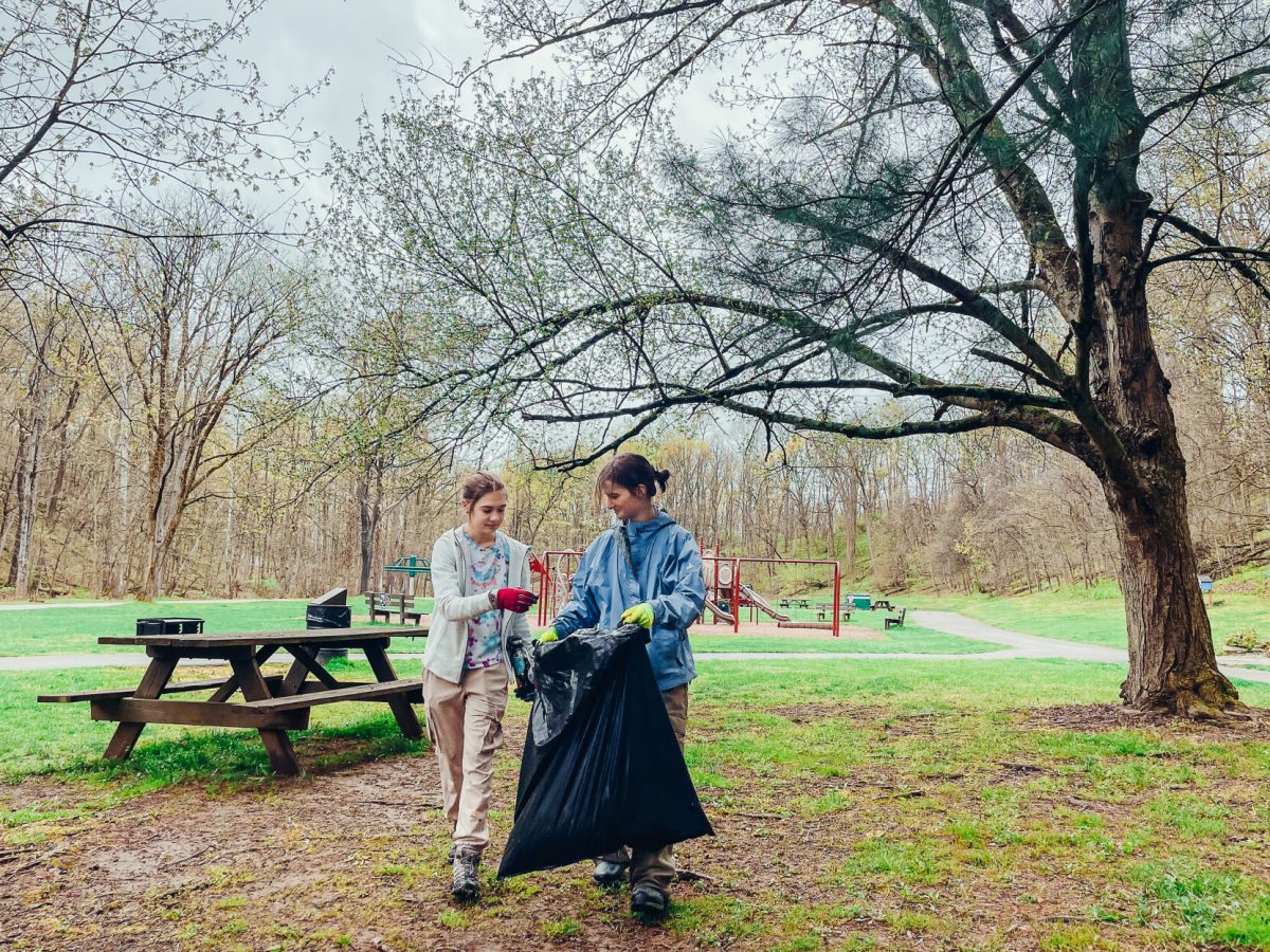 Volunteers beautify Mingo, area parks on Earth Day - Observer-Reporter